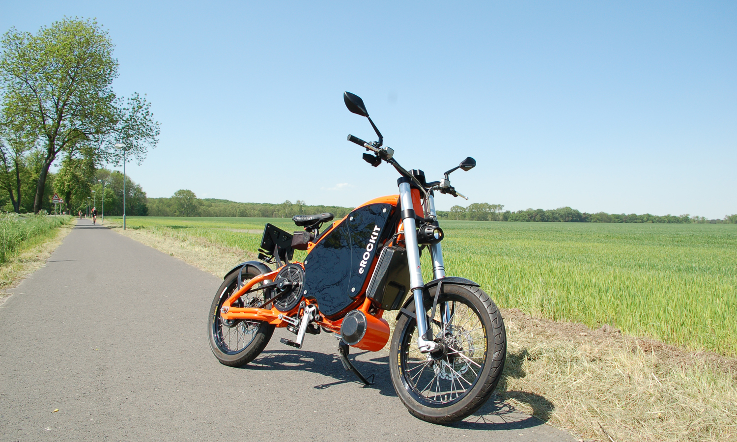 Pedal-powered electric motorcycle: World premiere of the new eROCKIT ...